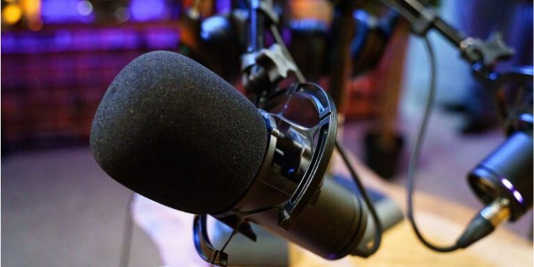 Os 8 Melhores Microfones Para Pc em 2026: Blue, Logitech e Mais ...